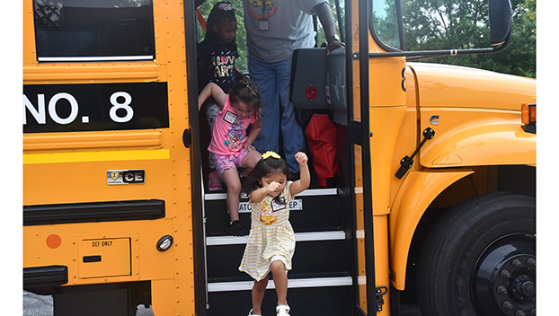 Shearer kindergarten students get an early start on their school year ...